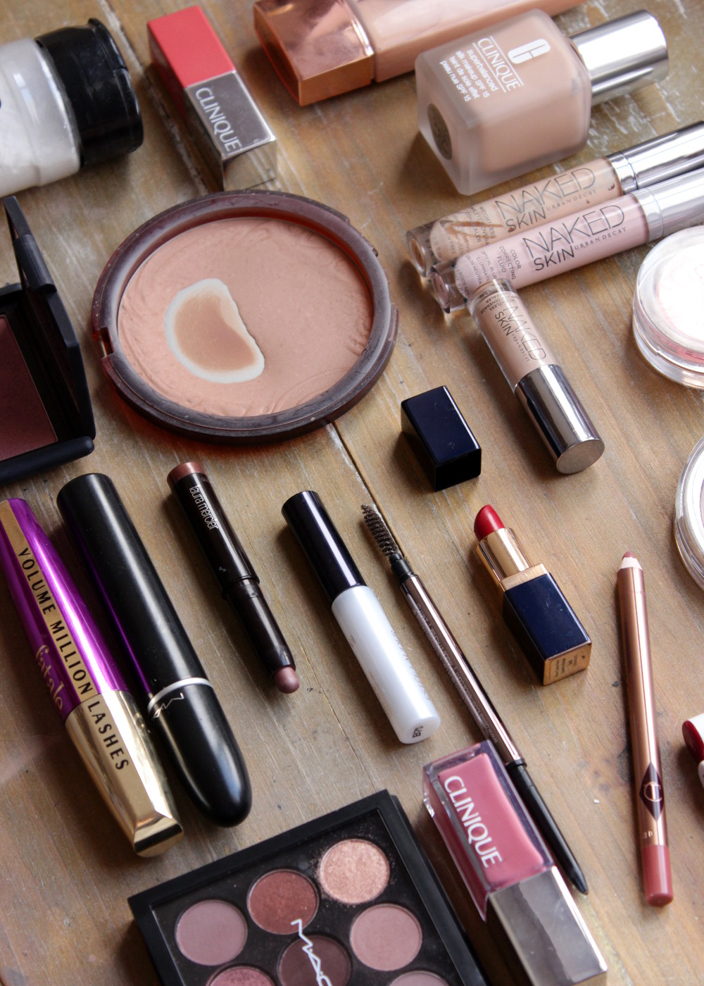 Make Up Capsule Wardrobe - Carina Teresa Beauty Blog