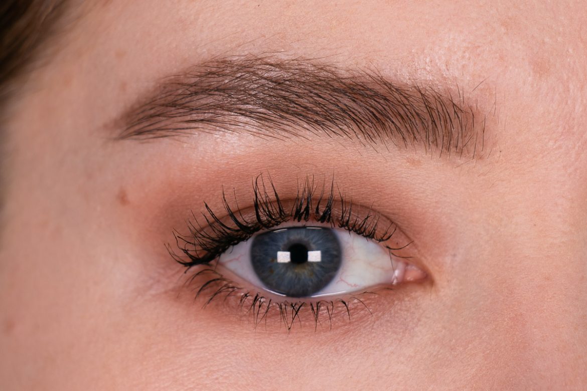 Augenformen schminken - 8 Make-up Techniken für alle Augen - Carina ...